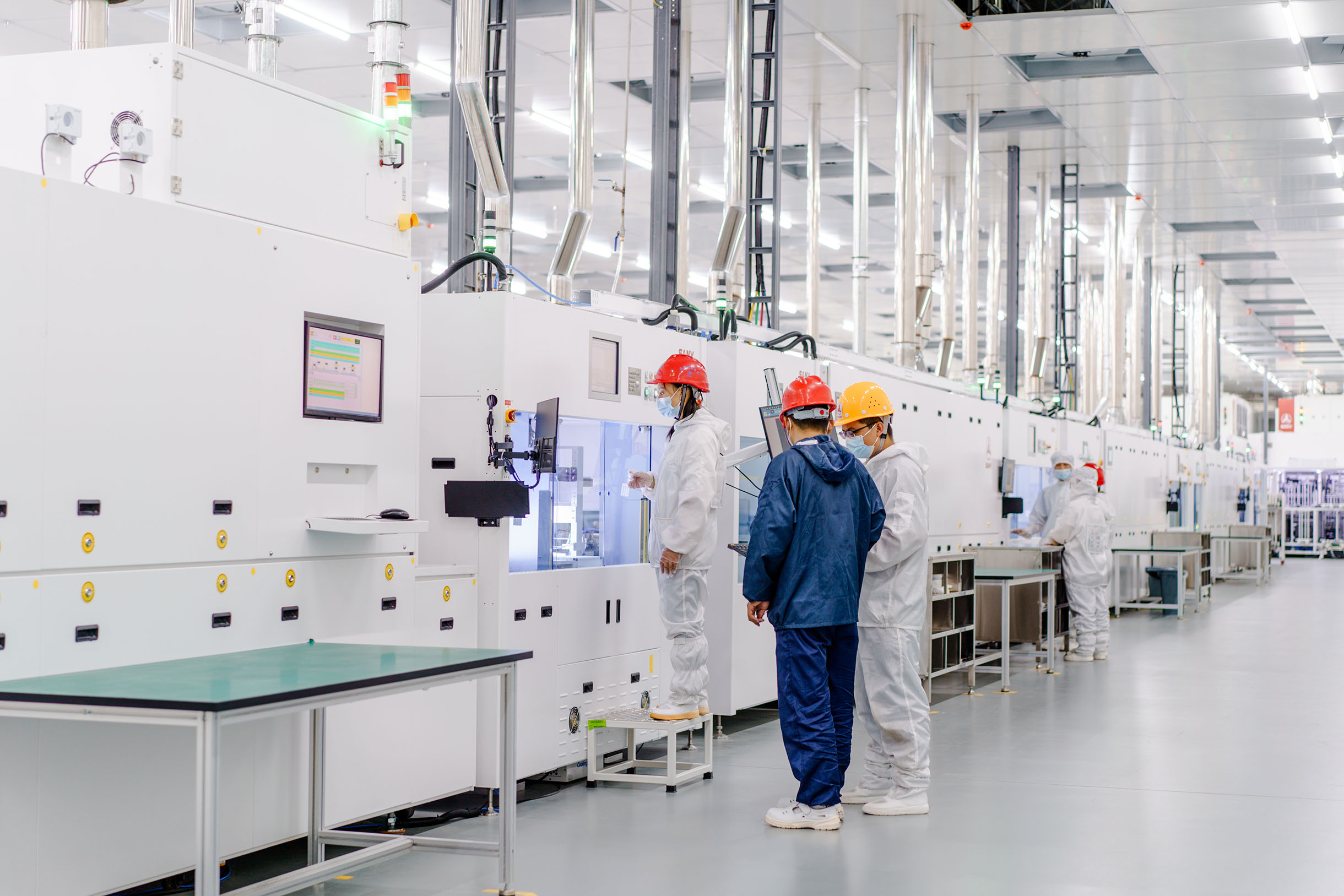 三公司承建的湖南省首个5GW光伏制造基地——株洲三一光伏5GW厂房项目成功投产